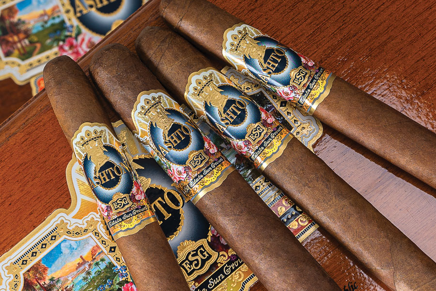 Ashton Estate Sun Grown (ESG) | Premium handmade cigars. Trust Your Taste.
